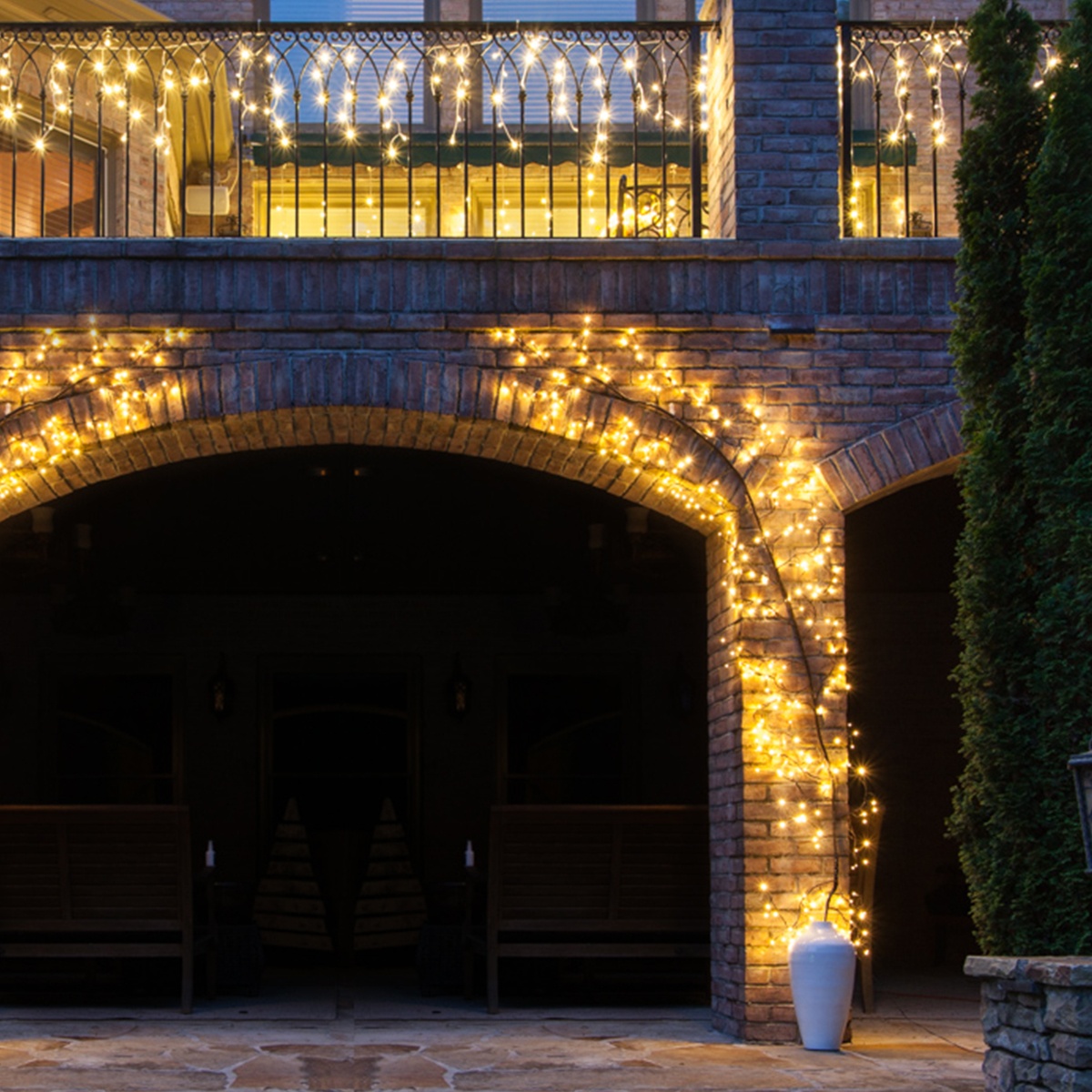 Lighted Branches - The DIY Decorator's Dream!