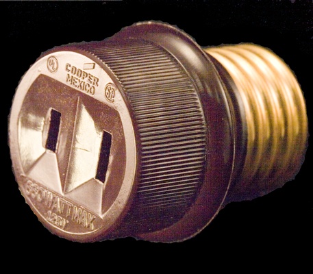 C7, C9 Light Strings - Brown Christmas Light Plug, Polarized Socket Adapter